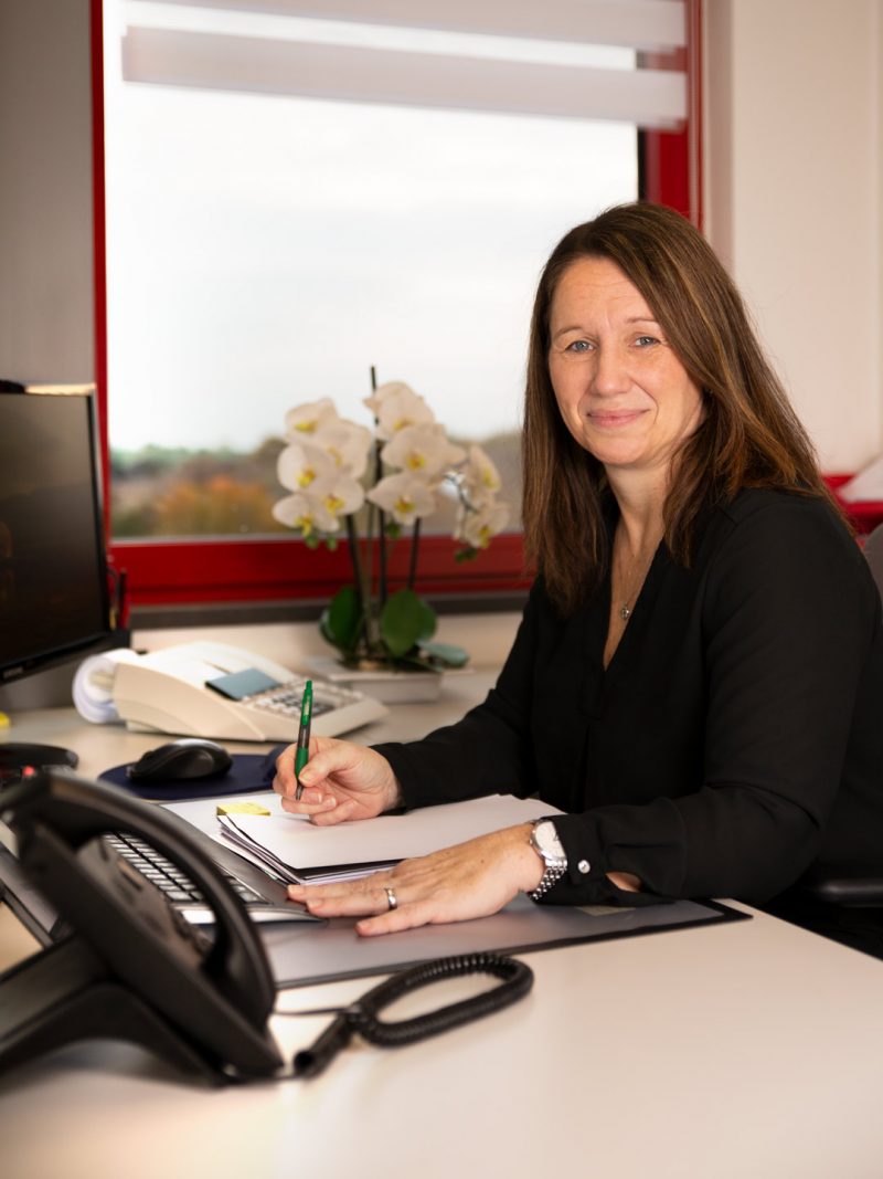 Ansprechpartner – MENDIGER BASALT | Schmitz Naturstein GmbH & Co. KG